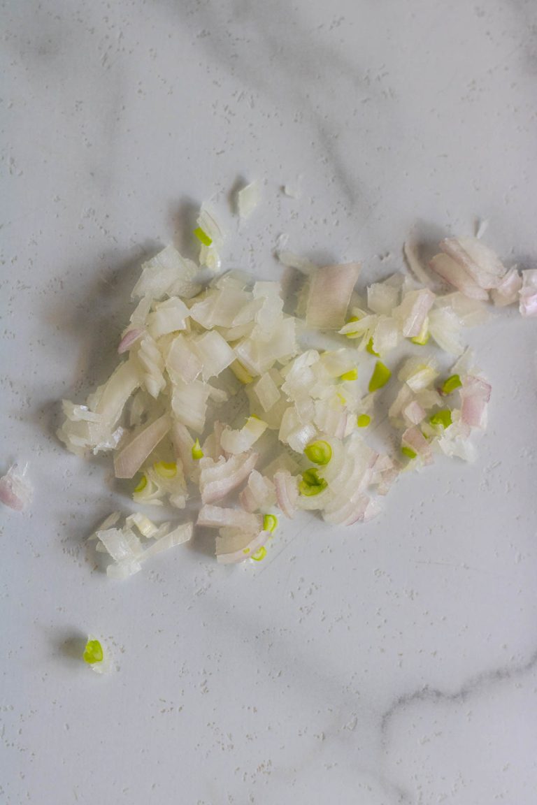 How to Cut Shallots - My Plant Based Bowl