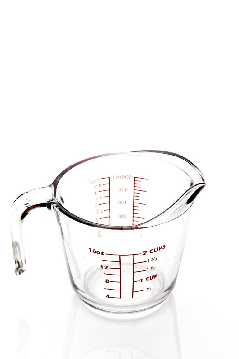 How many cups in a liter? (+ Conversion Charts) - My Plant Based Bowl